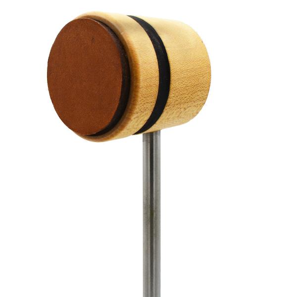 Light Weightは世界最軽量級の重量 (80g) とパワー、パンチ力をバランスよく共存させたシリーズです。これまでのフットコントロールよりもさらに早く、飛ぶような感覚での演奏が期待できます。ハードすぎず、ソフトすぎもしない、ウッドと...