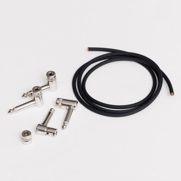 ケーブルを切断し、プラグに差し込みネジで固定するだけで、自分好みの長さのケーブルを作成できるソルダーレスケーブルキットです。ケーブルの芯線数を多くすることで、接点の安定性を向上。プラグには、作業時にケーブルとの接点を確認できる「視認ゲージ」...