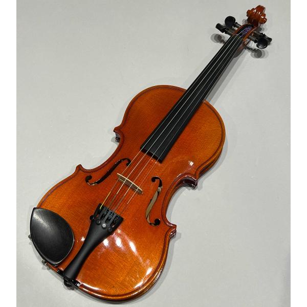 ヨーロッパ手工品ヴァイオリン。本体のみ。テールピースがアジャスター一体型になっており、各弦のチューニングがしやすい仕様です。現品画像