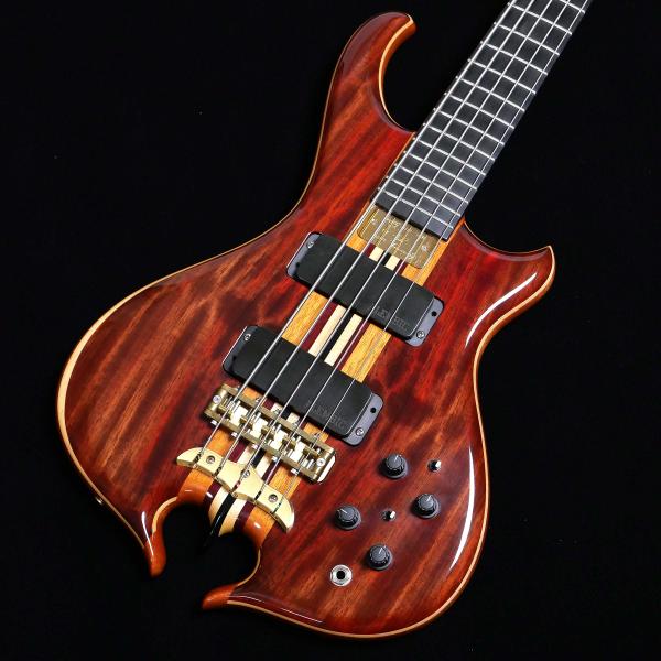 2010年製のアレンビック「MJLB5F Mark King Signature Standard」の中古が入荷。ハートオメガのボディにはヴァーミリオンウッドトップ/バック、マホガニーボディ、アクセントウッドにメイプルという仕様。ネックは3...