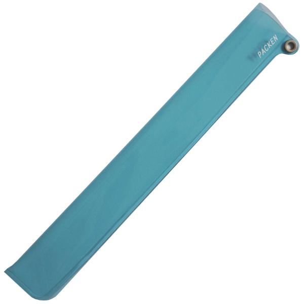 多くのドラマーの方とお話をする中で「念のためいつもスティックをワンペア持ち歩いています」と言う声をよく耳にします。スティックをそのまま鞄へ入れてしまうと木屑だらけになってしまったり、鞄の中の他の荷物を傷つけてしまうことがあります。だからとい...