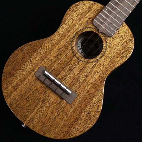 1919年創業の老舗キワヤ商会が2004年から海外に向けて「KIWAYA」のブランドで日本製ウクレレの出荷を始めました。以来、Made in Japanのクオリティは世界的にも高く評価され今日でも多くのプレイヤーに絶大なる支持を得ています。...