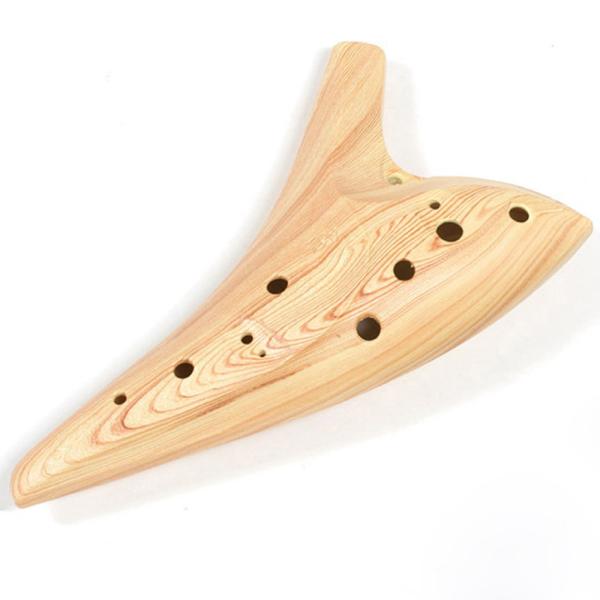 高級感ある木目調のプラスチック製オカリナです。プラスチック製の為、割れのリスクが大幅に少なく、お手入れも簡単。プラスティック製ながら、サウンドに妥協せず設計し、本格的なサウンドを実現しました。専用のネックストラップと持ち運びに便利な専用の袋...