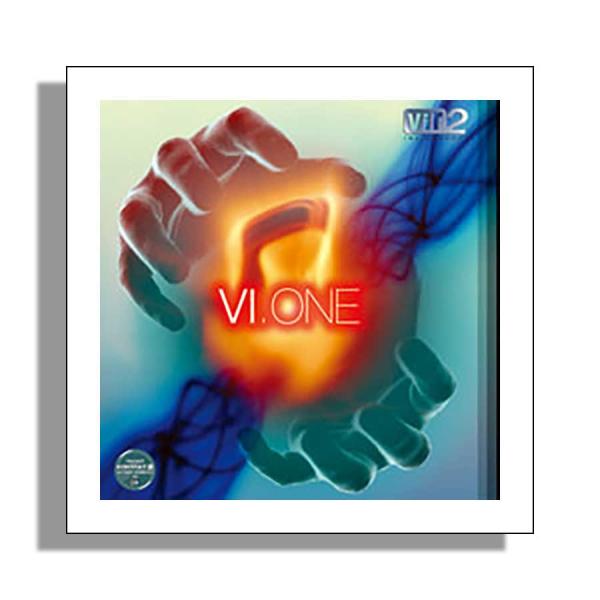 本『 VI.ONE 』は、なんと2000種類以上ものインストゥルメント、キット、効果音を総容量約21GBまでたっぷり収録。あらゆるジャンルの音楽制作に対応する、汎用性の高いハイクオリティなサウンドを提供します。大量のドラム（ドラムキットも1...