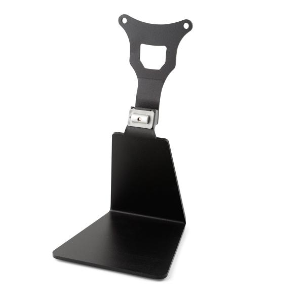 L型テーブル・スタンドで、上向きに傾斜角度を調整できます。このスタンドを使うことで、スピーカーをテーブルの上に設置し、より良い角度でリスニング・ポジションを狙うことができます。モニターをテーブルから浮かせて設置することで、テーブル表面で発生...