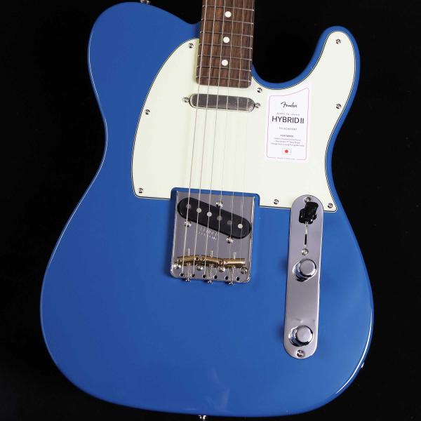 Hybrid II Telecasterは、定評あるアルダーボディに新設計のHybrid II Custom Voiced Single Coilピックアップを装備し、ヴィンテージスタイルのスランテッドブラスサドル仕様のブリッジを搭載。ヴィ...