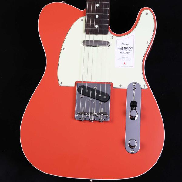 Made in Japan Traditional 60s Telecaster  Customはバインディングが施されたグロスフィニッシュのバスウッドボディを採用。21本のヴィンテージスタイルフレットを装備した9.5インチラジアスの”U”...