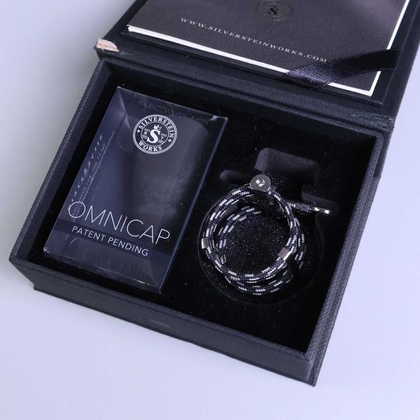 最新技術と斬新かつユニークな設計が、合金と高強度ワイヤーに命を吹き込む。シルバースタイン・リガチャーの基本モデル。本体に擦り傷・変色がございますが演奏使用において問題はございません。【ol_mp】