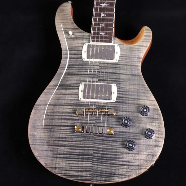 SE McCarty 594はヴィンテージギターのサウンドにインスパイアされ、誕生したモデルです。2ヴォリューム＆2プッシュ/プル・トーン・コントロール搭載により、ハムバッキングサウンドとシングルコイルサウンドをスムーズに切り替えることが出...