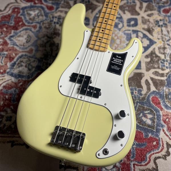 Player II Precision Bassは、時代を超越したフェンダーの魅力を放ちながらも、その中身は現代プレイヤー向けにデザインされています。Modern Cシェイプのネックバックにはシルキーなサテンウレタンフィニッシュが施されてお...