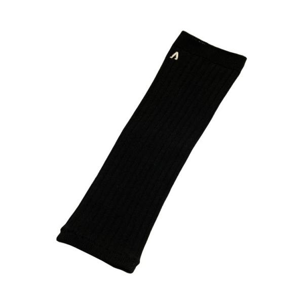 ●サイズ／フリー●重さ／約20g（片足）●材質／ポリエステル56％、綿42％、ポリウレタン2％●生産国／日本●洗濯機可（ネット使用）●抗菌加工、防臭加工●男女兼用・汗を吸収し、さらっと快適！・マジックや装具の当りから足を保護します。※装具は...