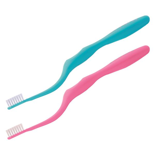 ●サイズ／長さ19cm、カーブネック部：8cm、ブラシ部：幅1.1cm●重さ／14.8g●材質／ブラシ：ナイロン、柄：ポリプロピレン●歯ブラシ硬さ／やわらか●生産国／タイ●ケース入数（ケース購入時）/24・小さな開口でも入れやすく、奥歯も磨...