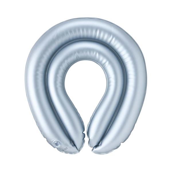 ●サイズ／幅36×長さ40cm●重さ／180g●材質／本体：塩化ビニール、カバー：ポリエステル100％●生産国／本体：日本、カバー：中国★別売替カバー：無し●ケース入数（ケース購入時）/10・ムレ・圧迫を追放するワザありな空気溝。首あてにも...