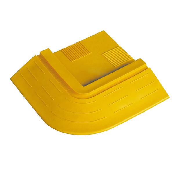 ・段差スロープ コーナー用・敷き鉄板の段差解消用。・つなぎ目がなくズレにくい。・視認性抜群。・カット可能。・対応敷鉄板の厚さ: 19、22、25mm・型式: AR-4113・材質: PVC・サイズ: 255w L型・入数: 2個・メーカー:...