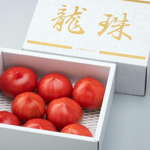 厳選された高品質で糖度の高いトマト糖度センサーによる検査で糖度9度以上のものを厳選。ただ甘いだけでなく、酸味のバランスも良い。内容が濃いため、水の中に沈むくらいシマっています。出荷数量が少ないため、あまり出回りませんが、見かけた方は1度お試...