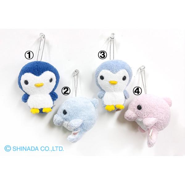 大人気のあたまでっかちシリーズの、うみの動物たち。ピョンとはねたポーズのイルカさんと、ポテポテ歩き出しそうなペンギンさん。大きな頭に小さな体、フツウとはちょっと違った可愛さです。さわやかな色も自慢です。サイズ：イルカ(約　高8×幅6×奥9c...