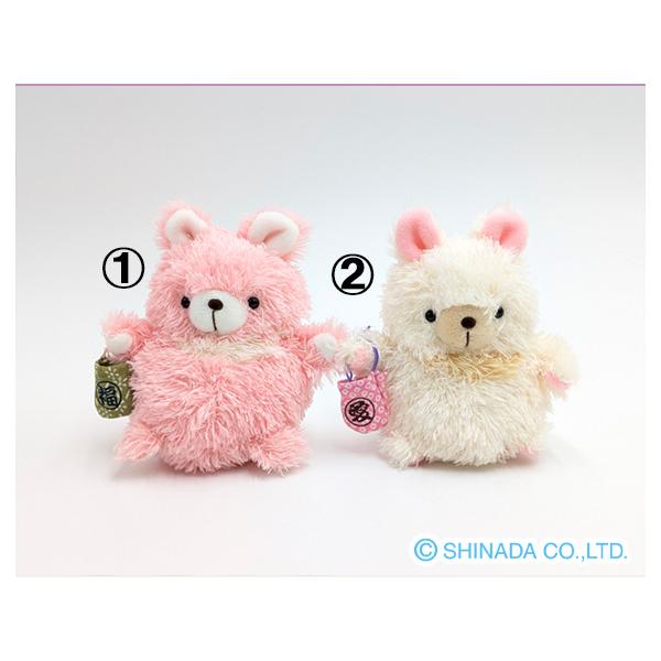 大福もちのようにふわふわまるまるなウサギさんお手提げにたくさんの福と愛をつめてやってきました！なんだかご利益がありそうです。。みなさまに大きな福が訪れますように♪サイズ：縦13cm×幅10cm×奥9cm素材：ポリエステル対象年齢：７才から