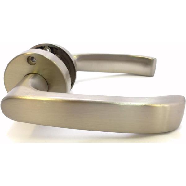 【商品概要】生産国:日本材質:アルミ合金、亜鉛ダイカストドア厚:29-45mmカラー:シルバー重量:480g【商品説明】説明Jレバー 空錠 丸座 住宅室内用レバーハンドル バックセット50mm JL-24-1M-N ニッケル シルバー■特徴...