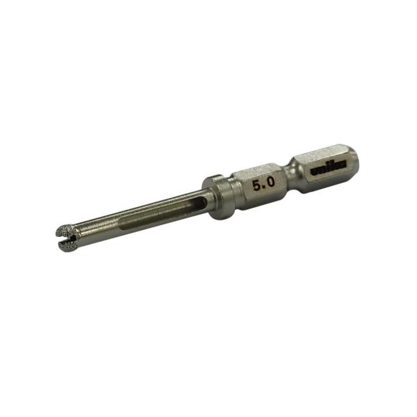 【商品概要】付属の特殊ワックスをビット先端に塗布することで、水を使わず磁器タイルへの穴あけが可能。※回転専用。インパクトドライバー用に最適化した専用ブレイズダイヤモンドを採用。スピーディーな穴あけと、安定した長寿命を実現。別売の位置決めガイ...