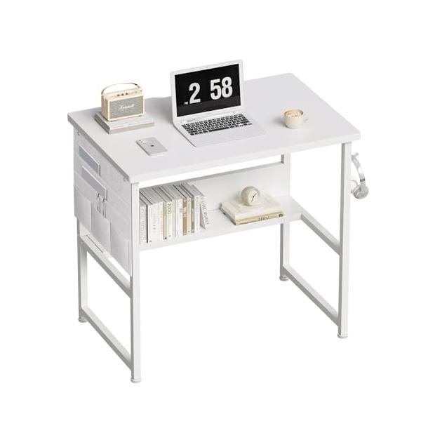 ラック付きデスクホワイト/幅80cm/-・Color:ホワイトSize:幅80cm・収納性抜群収納一体型で空間利用率UPデスクの下にラック、イヤホンフック、サイドポケットも備え、本、辞書、CDなどの収納にとても便利です。仕事用のパソコンデス...