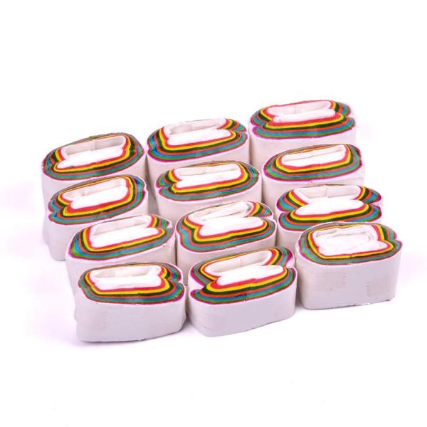 不思議ですね近景や舞台演出に適している。・手品の説明・マジシャンの口から白い/虹色紙を吐き出す。さらに驚くのは、テープが約7.5ｍにも及ぶ。・観客にあなたと同じ動作をしてもらって、それからトイレットペーパーを口に入れて、彼も一緒にして、手が...