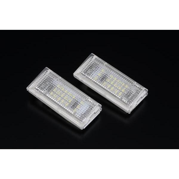 ■適合車種BMW E46 3シリーズ セダン(98y〜03y)※形状をご確認の上ご注文下さい■商品説明純正交換式のLEDライセンスランプ左右セットです。高輝度ホワイトLEDを搭載で実用性も大幅にアップ。警告灯点灯対策回路(キャンセラー)を内...