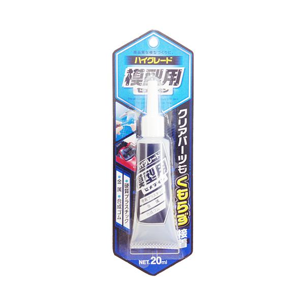 クリアパーツをくもらず接着できます。【用途】カーモデルのウィンドガラスとボディ、クリアパーツ同士の接着、クリアパーツとメッキパーツの接着。【機能・特徴】ポリスチレン製プラスチックモデルのクリアパーツ、メッキパーツをきれいに接着できます。無溶...