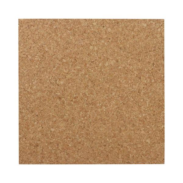 クッション材、工作におすすめなコルクシートです。【用途】クッション材、工作等に使用するコルク素材。【機能・特徴】用途色々、自然素材を使用した商品です。【仕様】●サイズ(約)：300mm×300mm×4mm。【材質】●コルク。
