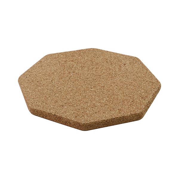 クッション材、工作におすすめなコルク素材です。【用途】クッション材、工作等に使用するコルク素材。【機能・特徴】用途色々、自然素材を使用した商品です。【仕様】●サイズ(約)：縦180mm×横180mm。●形状：八角形。【材質】●コルク。