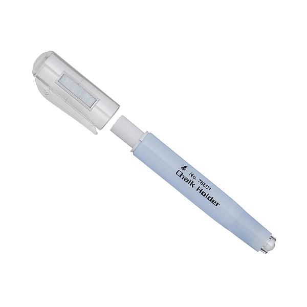 手を汚さずに、チョークを使えます。【用途】チョークの保護ケース。【機能・特徴】折れや水濡れからチョークを保護します。透明キャップなので一目でチョークの色が分かります。ノック式だからチョークの出し入れが簡単です。【仕様】●適応チョーク太さ：１...