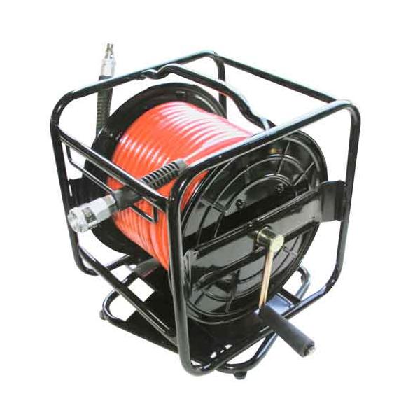 従来の商品に比べ約４０％小型軽量化しました。【用途】ワンタッチカプラ付エアーウレタンホースリール。【機能・特徴】透明ポリウレタンに赤い糸を使用、鮮やかな赤で現場での視認性が抜群です。従来の径１７〜１９ｍｍから径１３ｍｍに変更した軽量スチール...