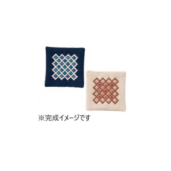 オリムパス　こぎんキット　こぎん刺しコースターB　75 初級~中級向け。落ち着いた絵柄のコースターです。二つのコースターができます。 生産国:日本 素材・材質:綿100% 商品サイズ:出来上がり寸法:約縦9.5cm×横9.5cm 仕様:(用...