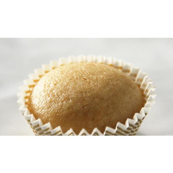 もぐもぐ工房 (冷凍) すまいるカップケーキ プレーン 2個入×10セット 390030 卵、牛乳、小麦、大豆を使っていないカップケーキです。お子様から大人の方まで、安心して美味しくお召し上がりいただけます。 生産国:日本 仕様:名称:焼き...