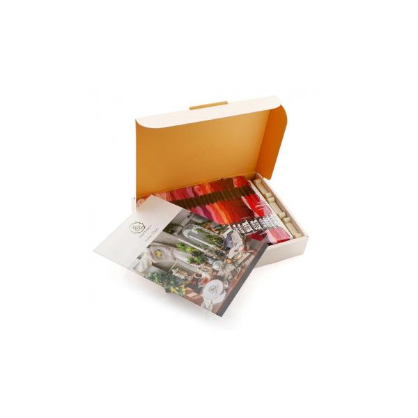 オリムパス GARDEN PARTY 刺しゅう糸セット スプール付(100綛) ロマンテックガーデン GP-100D 「ガーデン」からインスピレーションを受けてセレクトした25番刺しゅう糸のカラーアソートセットです。糸の収納に便利なプール付...