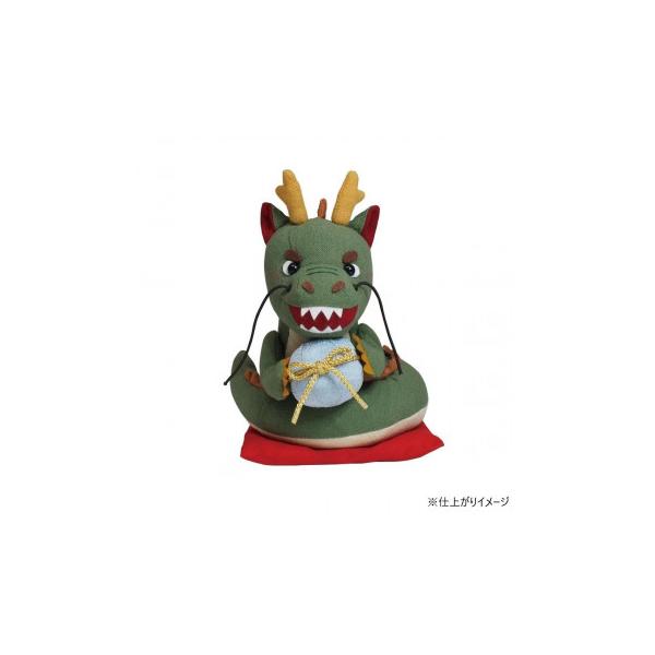 干支キット パッチワーク 水晶の青龍 PA-817 動物作家の福村弘美先生のデザイン。  生産国:日本 商品サイズ:出来上がりサイズ:18.5 × 13.5 × 15 (高さ×幅×奥行) セット内容:表布6種(綿100%)、ちりめん(レーヨ...