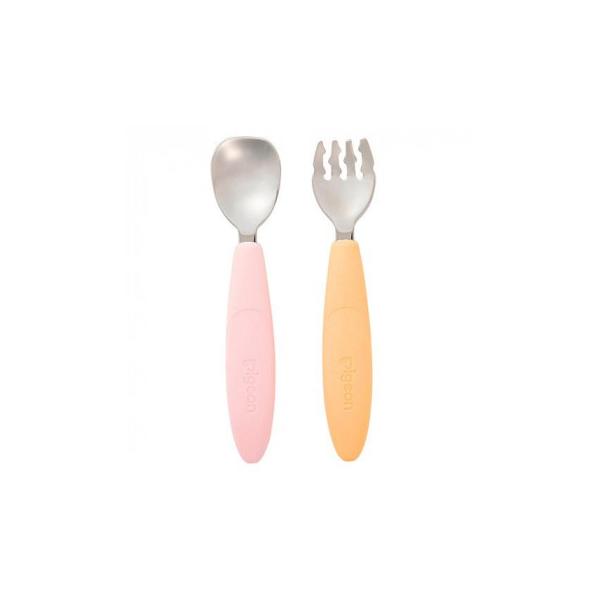 Pigeon(ピジョン)  じぶんでパクパク スプーン＆フォーク FRUIT ケース付 412794 1才6ヵ月頃から。 生産国:中国 素材・材質:部品:スプーン・フォーク(先端部) 原材料:ステンレス耐熱温度:140度(消毒・洗浄方法)電...