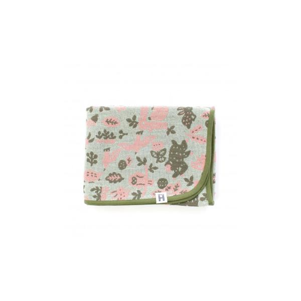 ハートウエル katakata森と動物 マルチケット グリーン 13954741 動物、昆虫、植物、風景、それら全てに物語を込めて作家が手彫りで描いたユニークでやさしい世界を、今治のタオル職人が熟練の技術で色彩豊かに織り上げました。人々の日...