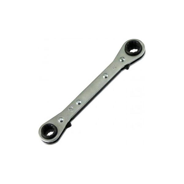 コンヨ SUN UP 4way 板ラチェットレンチ 10x12x13x14 23034 1本のレンチで4サイズのボルト×ナットを回せる4in1タイプ!ギヤ数18で20度でラチェットが駆動します。 生産国:中国 商品サイズ:高さ172×幅29...