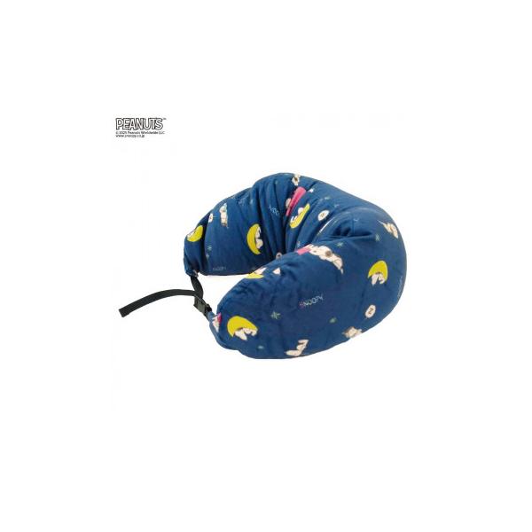PEANUTS つれてって!スヌーピー ピロー 星空 内部のビーズを移動させることによって2形状に変身するので、どちらでも使用可能です。手触りの良いベロア風生地を使用したネックピローは、かわいいキャラクター柄。ネックピローの長さ調節可能なバ...