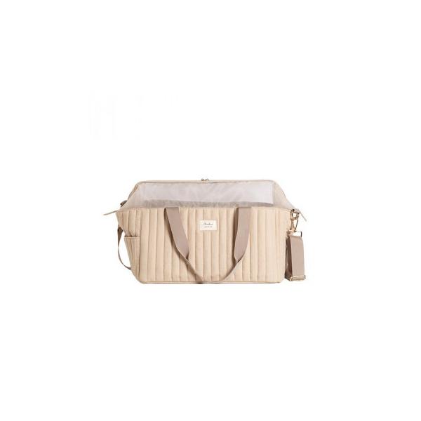 ペット用品 Bambino.(バンビーノ) ペットキャリー Beige/ベージュ CARY-BNB03 大きなメッシュ窓でお出かけ中も愛犬とアイコンタクト。一緒にお出かけできる2wayペットキャリーです。畳んで収納することも可能です。 生産...