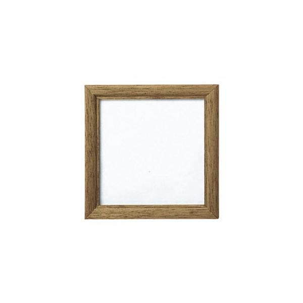 木製フレーム　W-20(こげ茶) 出来上がったししゅうキット作品を飾るためのアイテム(フレーム)です。 生産国:日本 素材・材質:木製 商品サイズ:外径:14cm×14cm内径:11cm×11cm 重量:100g 「飾る」シーンをお手伝いし...