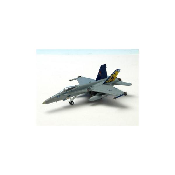 7570　F/A-18C ホーネット アメリカ海軍 VFA-192 NF300 CAG 2003 1/200スケール 旅客機モデルで定評のあるホーガン社が放つ1/200スケールの軍用機モデルシリーズ。ダイキャストの機体に細密なマーキング、実...
