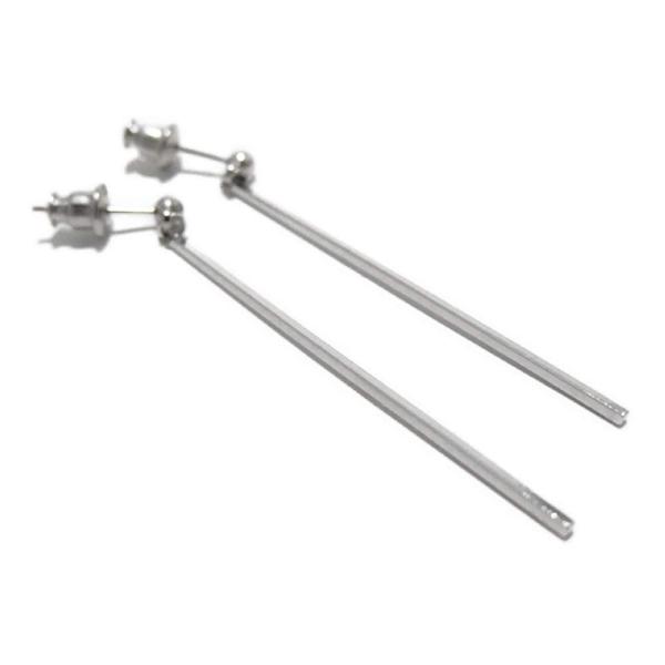 【ご購入後の当店からの連絡はご登録のメールアドレスに通知いたします。必ずご確認ください】【商品概要】【★デザイン★】シンプルながらも魅力的なロングバーのデザインのピアスです。王道の一品です！【★男女兼用★様々なシーンで活躍！】メンズでもレデ...