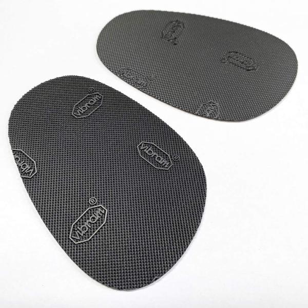 【ご購入後の当店からの連絡はご登録のメールアドレスに通知いたします。必ずご確認ください】【商品概要】耐久性やグリップ力に定評のある、イタリア『Vibram(ビブラム)』社製の1ｍｍ厚オリジナルラバーを使用した、靴底の保護及び、滑り止め効果の...