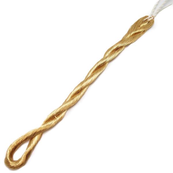 【ご購入後の当店からの連絡はご登録のメールアドレスに通知いたします。必ずご確認ください】【商品概要】【素材】表:ポリエステル100％ 芯レーヨン100%（純金蒸着フィルムを使用した金糸）【サイズ・重量】太さ：直径が約0.35mm位の最も一般...