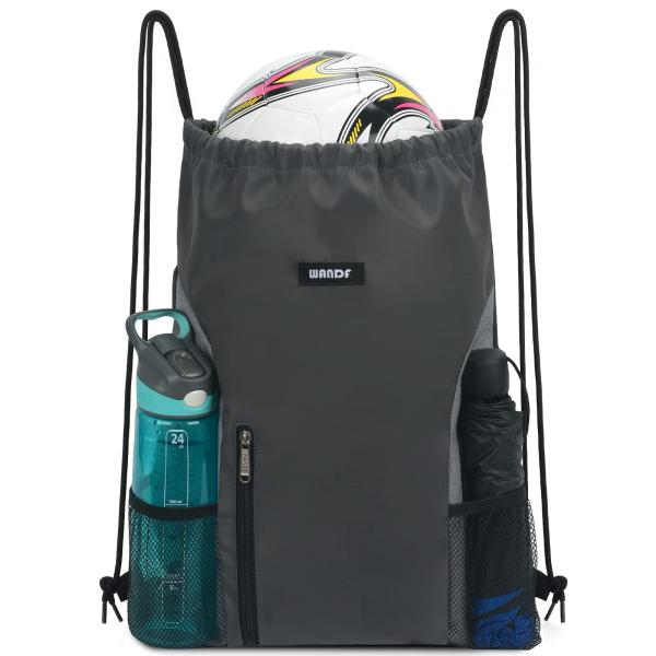 【ご購入後の当店からの連絡はご登録のメールアドレスに通知いたします。必ずご確認ください】【商品概要】?【引き紐仕様】ショルダーストラップがドローコードの役目を果たし、緩めたり締めたりすることで簡単に物の出し入れができる簡易的なナップサックで...