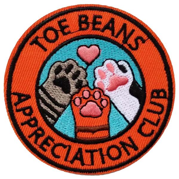 【ご購入後の当店からの連絡はご登録のメールアドレスに通知いたします。必ずご確認ください】【商品概要】かわいい花黒猫ワッペンです。サイズ：縦4.5cm x 横6.6cm裏面：アイロン糊付き【商品説明】x【商品詳細】ブランド：ノーブランド品商品...