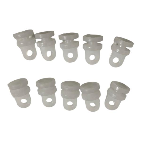 【ご購入後の当店からの連絡はご登録のメールアドレスに通知いたします。必ずご確認ください】【商品概要】カーテンレールランナー10個入りです。適応カーテンレール形状：角型、C型。カーテンレールランナー単品サイズ（約）：1.7x1.1x1.1cm...