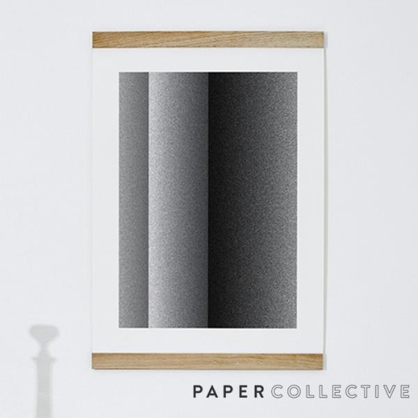 Paper Collective（ペーパーコレクティブ） ポスター【FOLDED HANDS】ホールデッドハンズ「ペーパーコレクティブ」は、2年前に立ち上げた新しいブランドです。 世界中で活躍するデザイナーさんのポスターがずらりと並び、 シ...