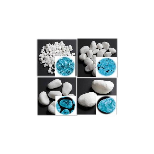 太陽光・自然光・蛍光灯などの光を蓄積して、暗くなると自然に発光してくる蓄光石は、幻想的でやさしい空間を演出します。暗闇で発光していると、次第に暗くなりますが、励起すると再び光りだします。使用している蓄光材は、放射性物質を使用しない「安全」で...